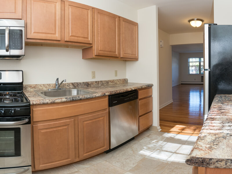 Summit Manor – Hekemian & Co.