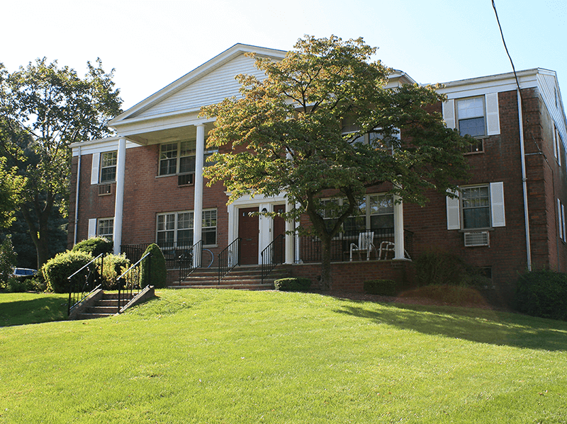Summit Manor – Hekemian & Co.
